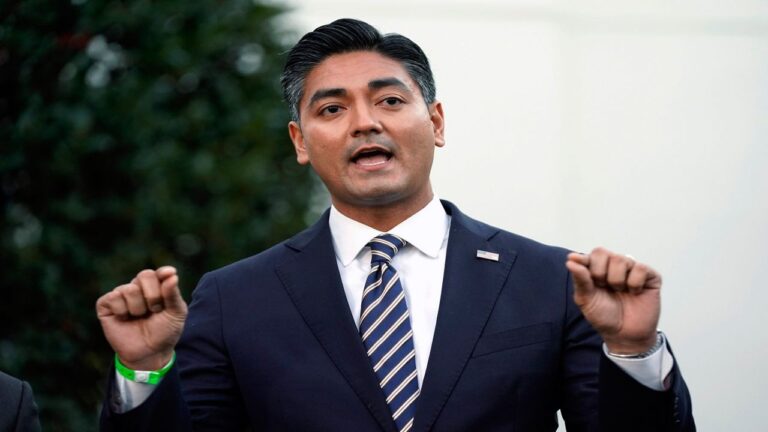 Aftab Pureval Re-Elected as Cincinnati Mayor 2025 | Leadership ...